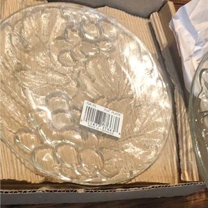 Dining | Large Cake Plate 6 Dessert Plates And Plate Holder Set Nwot ...
